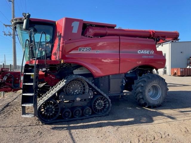 SOLD - 2020 Case IH 8250 Combines Class 8 | Tractor Zoom