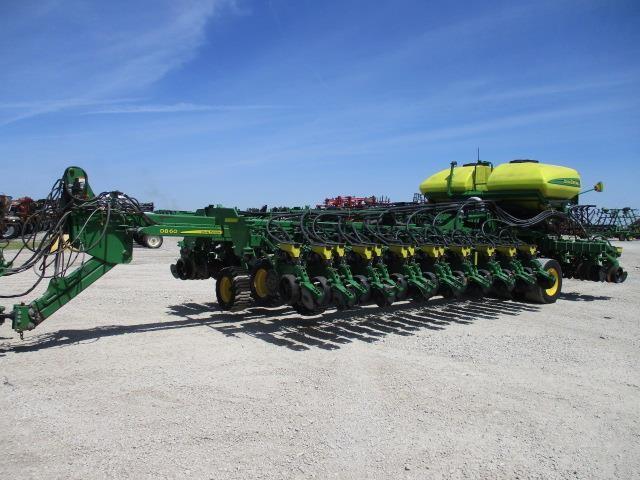 2020 John Deere DB60 Planting Planters for Sale | Tractor Zoom